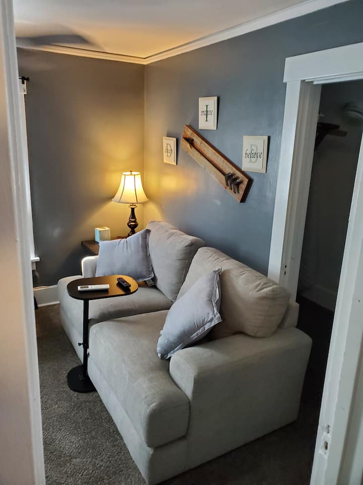 Great Unmc Apartment, Long Term Discounts - Omaha, NE