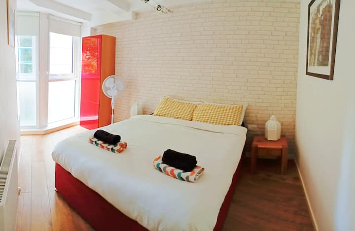 London Bridge Near The Thames - London