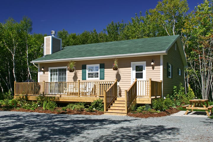Two-bedroom Two-bathroom Vacation Home - Liverpool, NS, Canada