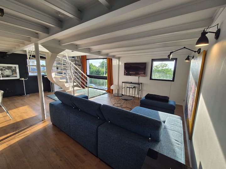 Superbe Loft Contemporain, Face à L'hippodrome - Le Bouscat