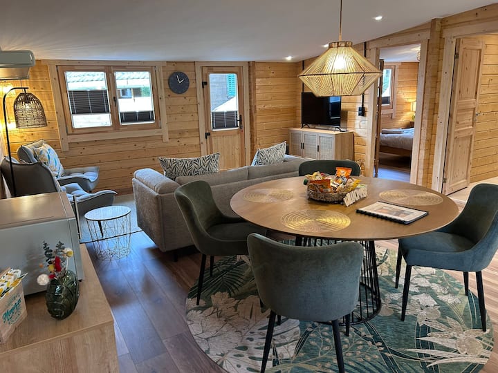 Chalet Oz | Lake Lucerne & Mt Rigi Views | Hiking - Vitznau