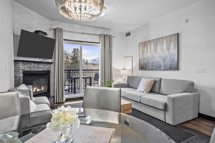 Beautiful Mountain View 2 Bdrm 2 Bath Sleeps 6 - Canmore