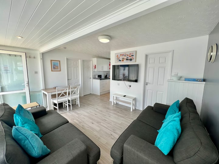 Coastal Chalet W/ Private Patio • Westward Ho! - Appledore