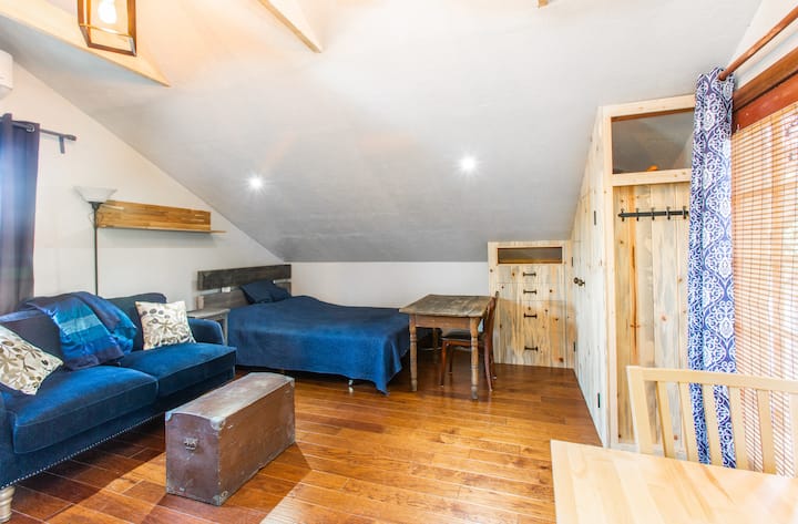 Carriage House Studio Downtown One Of A Kind - Provo, UT