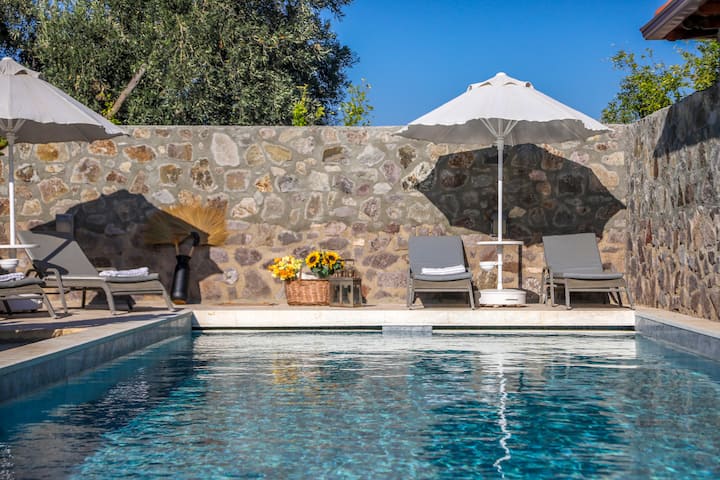 Family Friendly Villa With Private Pool & Garden. - Bodrum
