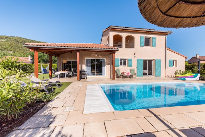 Luxus Ardeche Villa | Villa Des Montagnes | 4 Schlafzimmer | Privater Pool | Perfekt Für Familien - Vallon-Pont-d'Arc