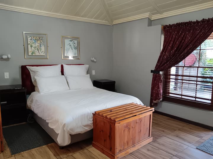 The Grey's Inn Room 7 - eNtokozweni