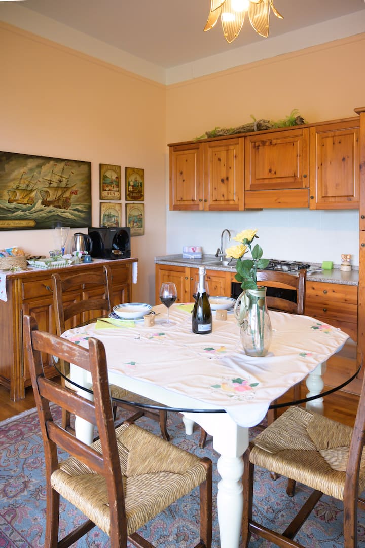 Room C In Town House With Private Bathroom - Montagnana