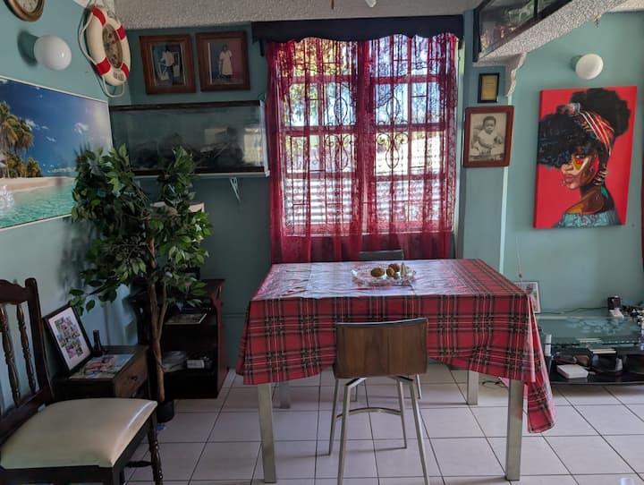 La Maison- Free Tea/coffee (Private Room) - Dominique