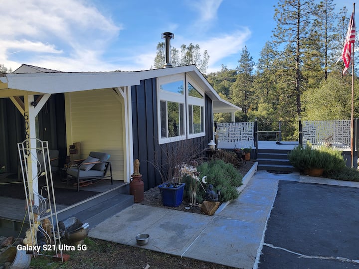 Yosemite Critter Creek 2 Guests - Oakhurst, CA