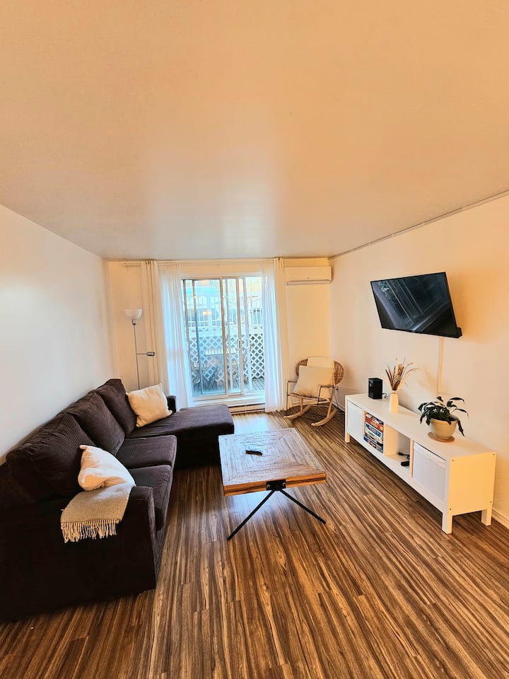 Condo Chaleureux - Cozy Condo Well Equiped - Montreal