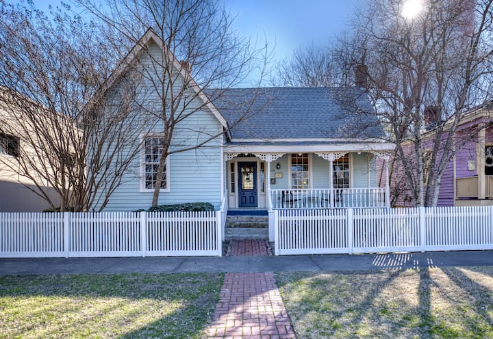 Historic District Dimon Cottage, Apt B, Ft Moore - Columbus, GA