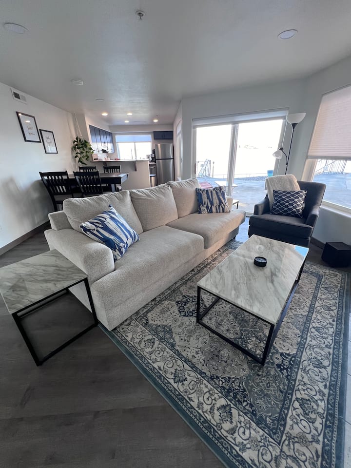 Prime Lakefront Condo On Moses Lake With Hot Tub - Potholes State Park, Othello