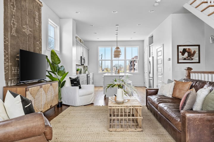 Adorable East Nashville - ¡Acceso Rápido Al Centro De La Ciudad! 2 Hab / 2. 5 Baños, Capacidad Para 5! - Nashville