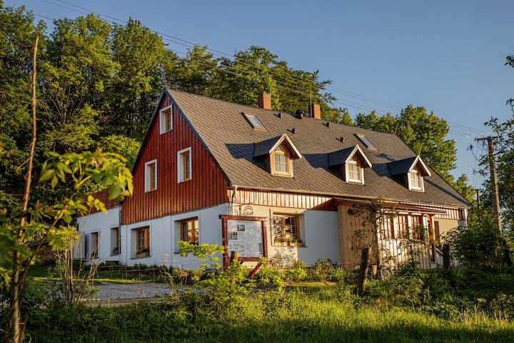 Velký Apartmán - Bohemian Cottage - Czech Republic