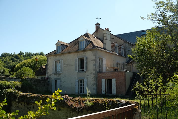 Chambre Dans Résidence D'artistes Et De Chercheurs - Limousin