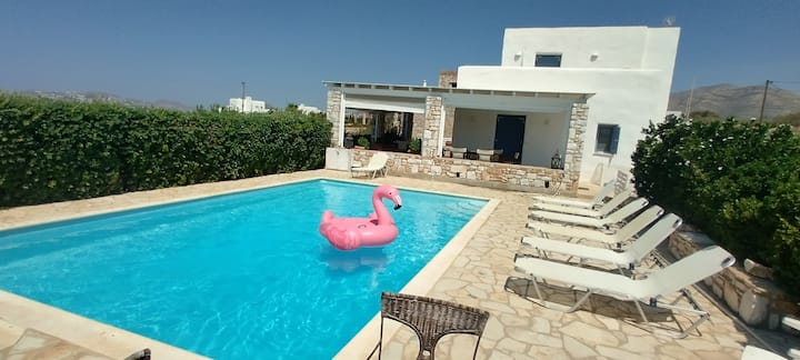Secluded Villa: Wind Protected Pool Close To Beach - Paros