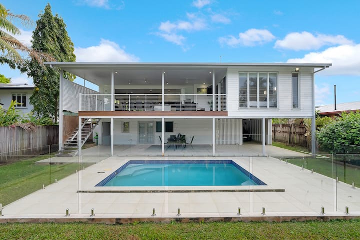 Perfect Pool House: Idyllic Tropical Retreat - Cairns