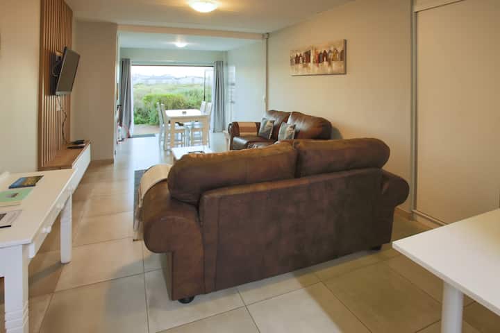 Bella Casa, Langebaan, 4-sleeper - Langebaan