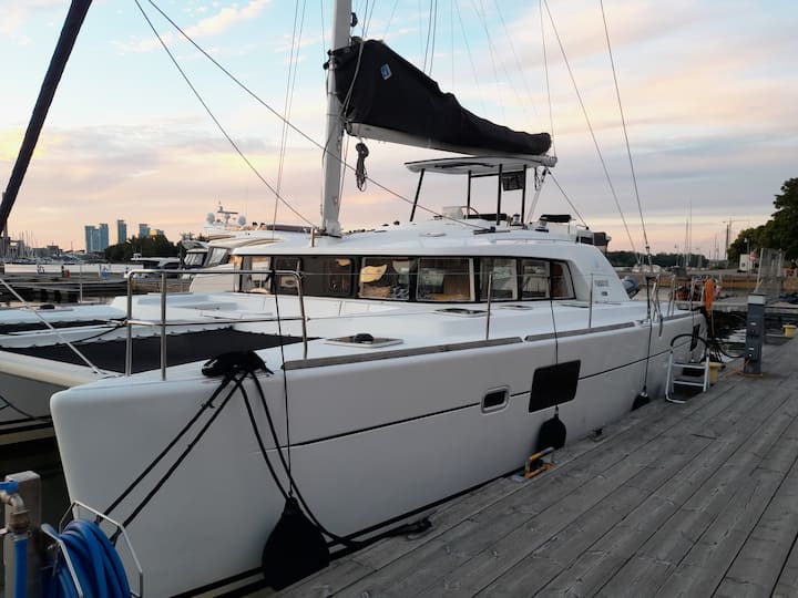 Cozy Catamaran In The Heart Of Helsinki - Helsinki