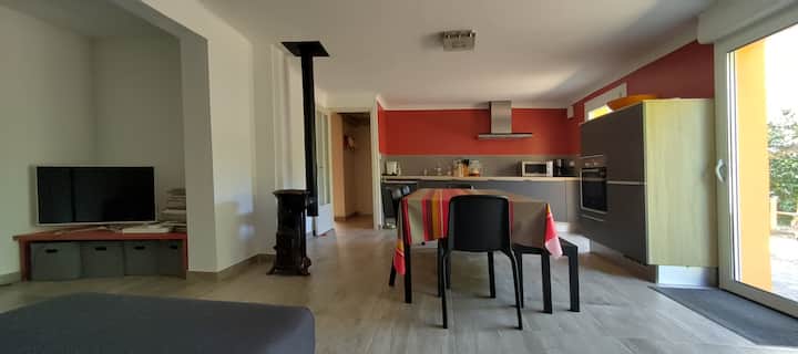 Appt Rdc Dans Villa Calme, Prox. Plages Et Centres - Fréjus