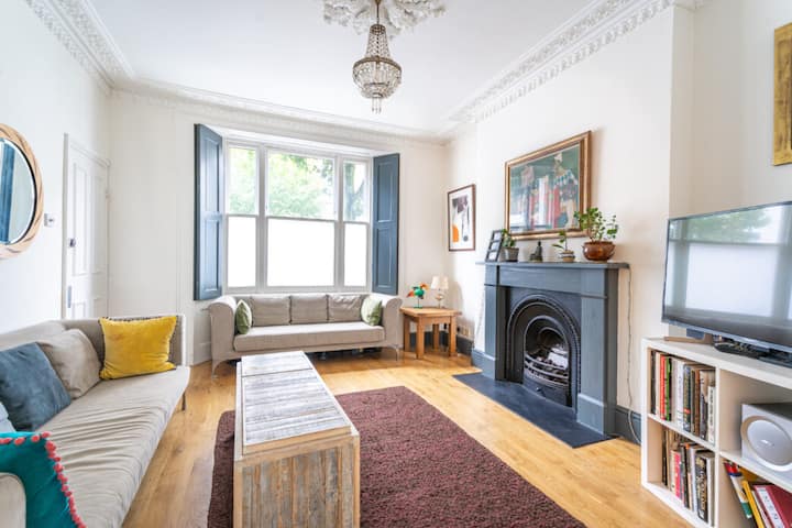 2 Bedrooms + Private Bath In Shared Home - Marylebone