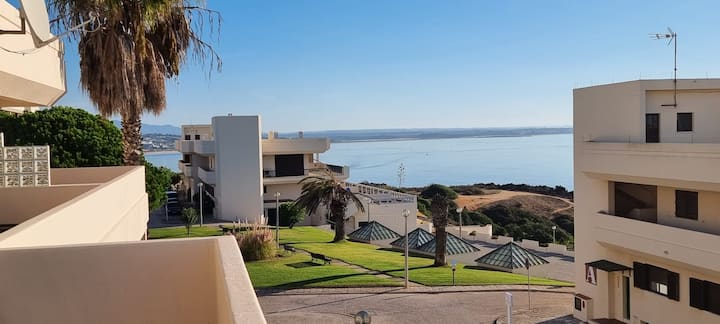 L'évasion Au Bord De Mer - Lagos