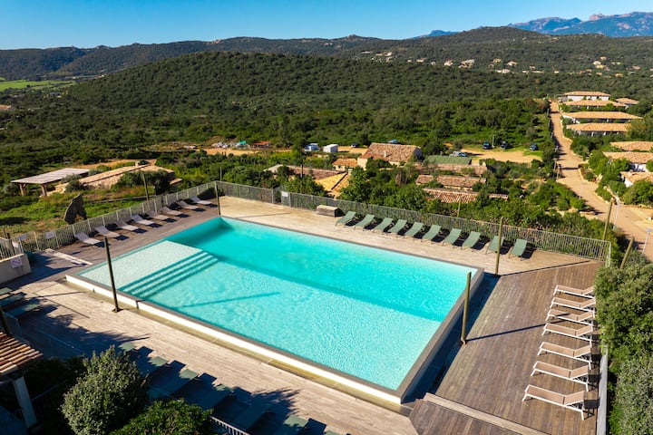 Studio Avec Piscine à Santa Giulia - Plage de Palombaggia