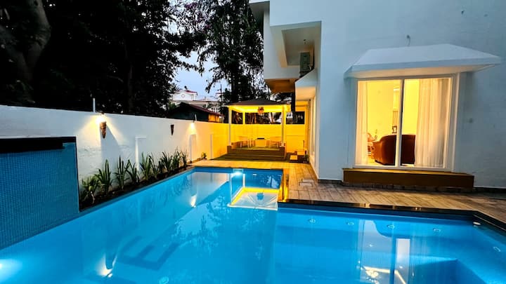 Love Chimes 💕 Villa Goa -Wifi Cabana Jaccuzi Pool - Goa