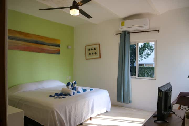 Casa Canarias B&b Upstairs P2-4 Pet Friendly Apt. - Chacala