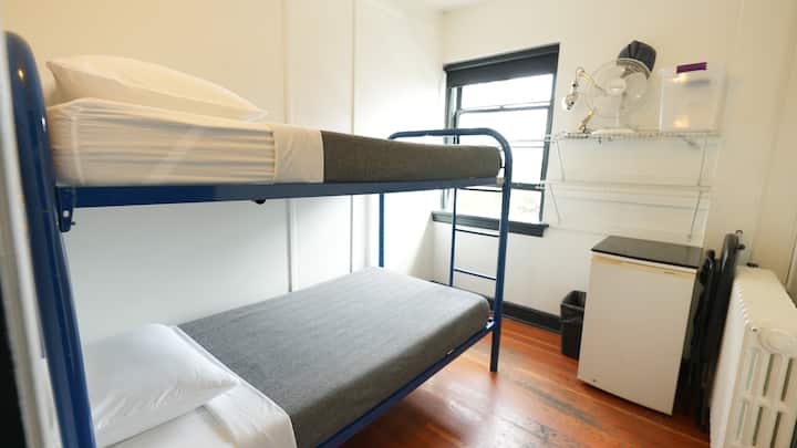 Discount Co-ed Dorm Bed - Victoria