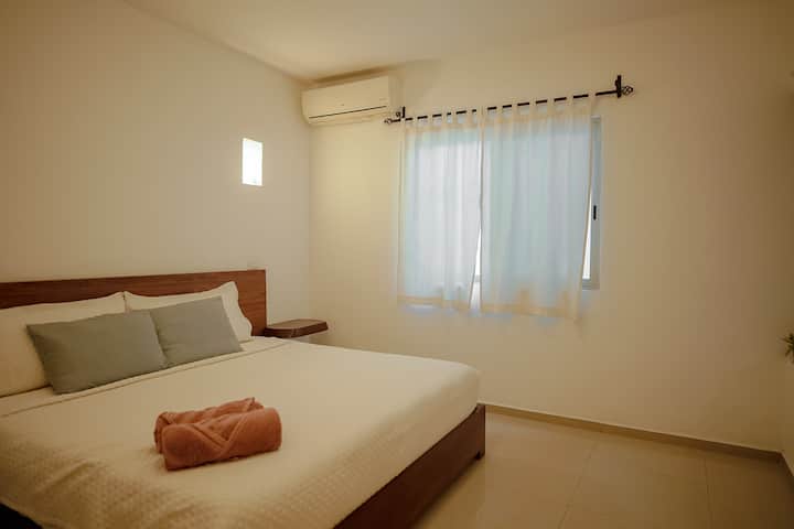 Planta Baja-2 Recamaras-2 Baños Y Una Gran Alberca - Tulum