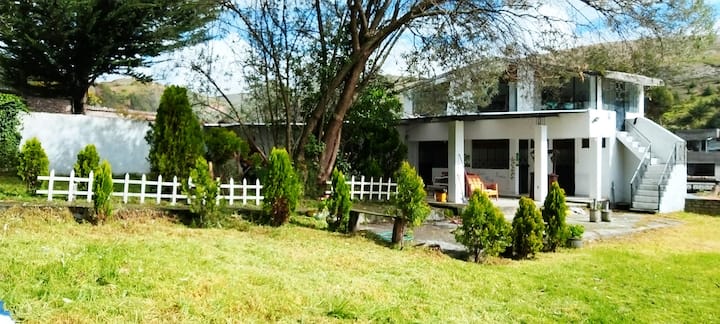 Casa Campo Victoria- De 8 A 14 Pers/4 Hab+2 Baños - Jauja