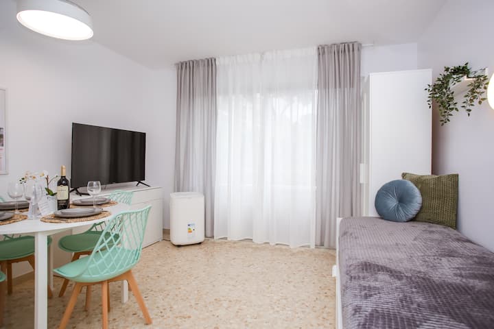 Al14 Studio à 250 M Plage De Fenals, Costa Brava - Lloret de Mar