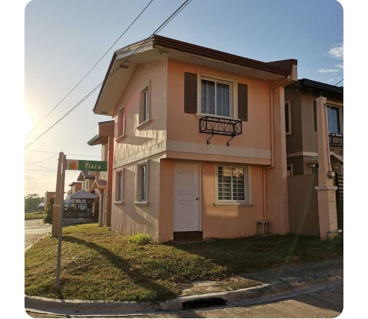 House Staycation In Taal And Lemery Batangas - Taal