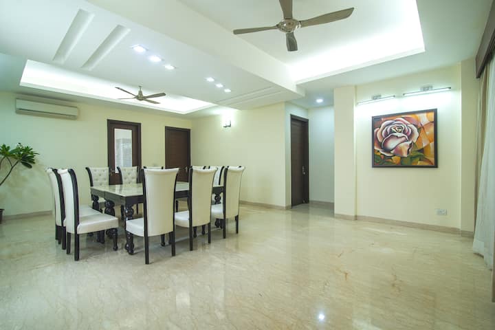Luxury 3 Bhk Service Apartment (Sohna Road) - Gurugram