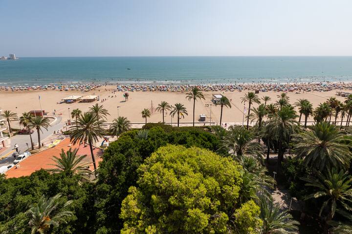 Apartment On The Beach Front In Cullera. - Cullera