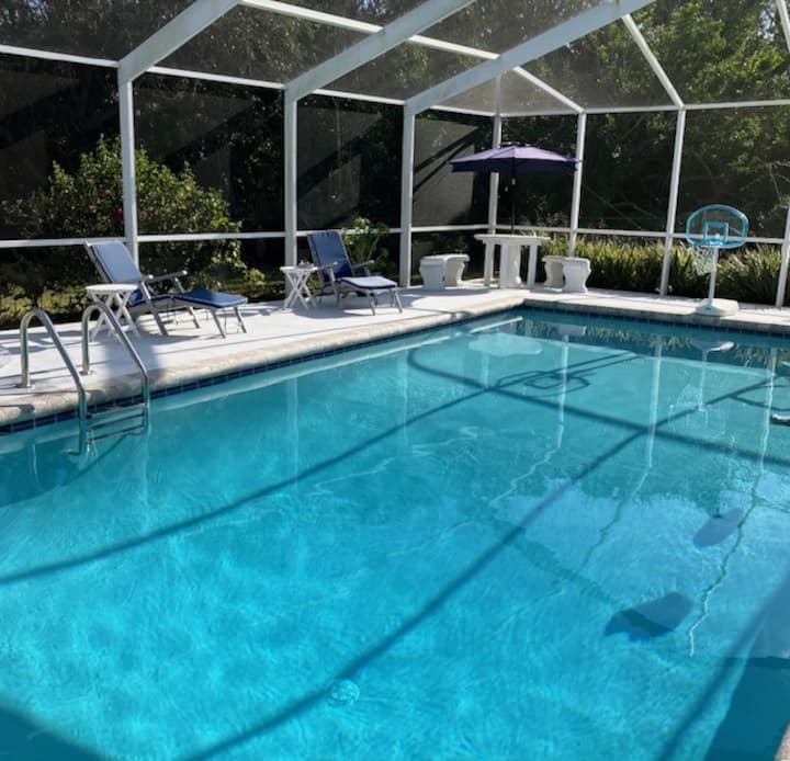 Private/peaceful Pool Home. Easy Walk To Beach! - Ormond Beach, FL
