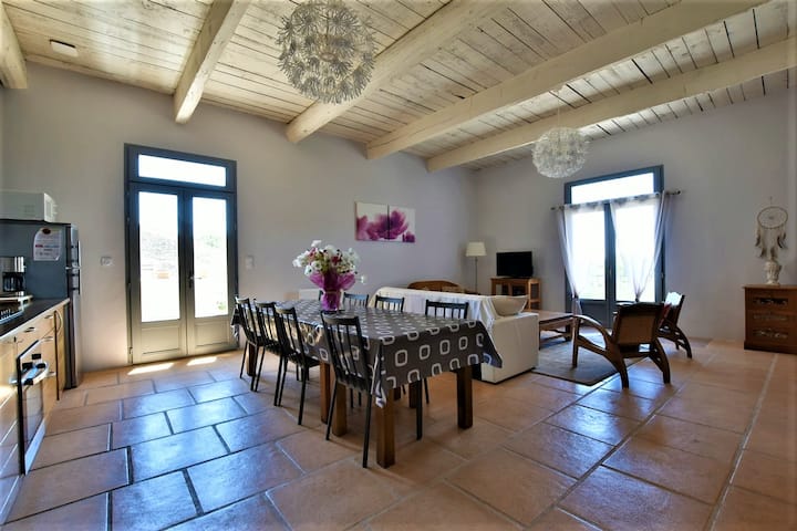 Très Grand Gîte 3* Dans Une Ferme éQuestre - Sauve