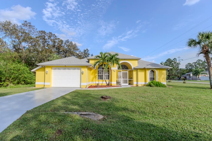 Villa Blanka - Perfect Pool Home W Lots Of Privacy - Lehigh Acres, FL