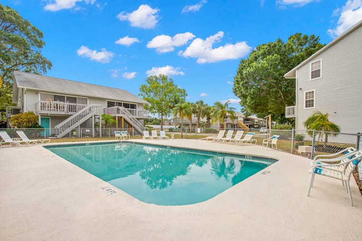 The Sherwood Lakes Unit B Palm Harbor Paradise - Tarpon Springs, FL