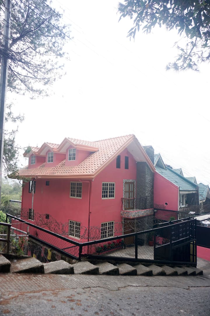 Cozy Baguio House - Outlook Drive (Dot Accredited) - Baguio