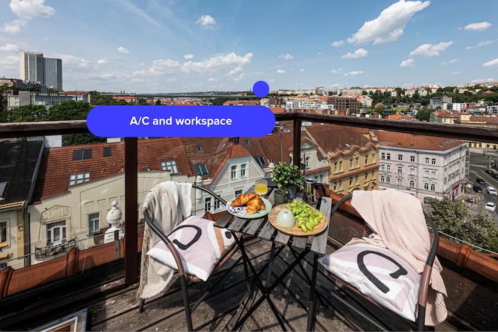 1bdr Apt  W/ Ac • Terrace • Work Space • Vyšehrad - 프라하