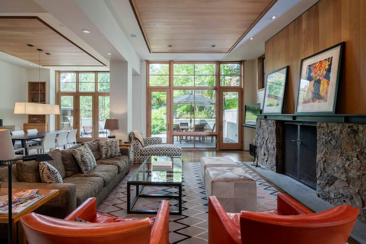 Luxurious Mountain Modern Home In Downtown Ketchum - Ketchum, ID