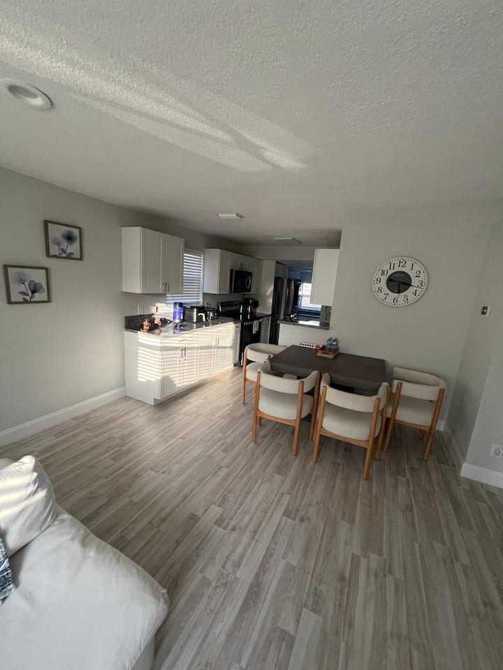 Cozy Place Next To Beach - Lake Worth, FL