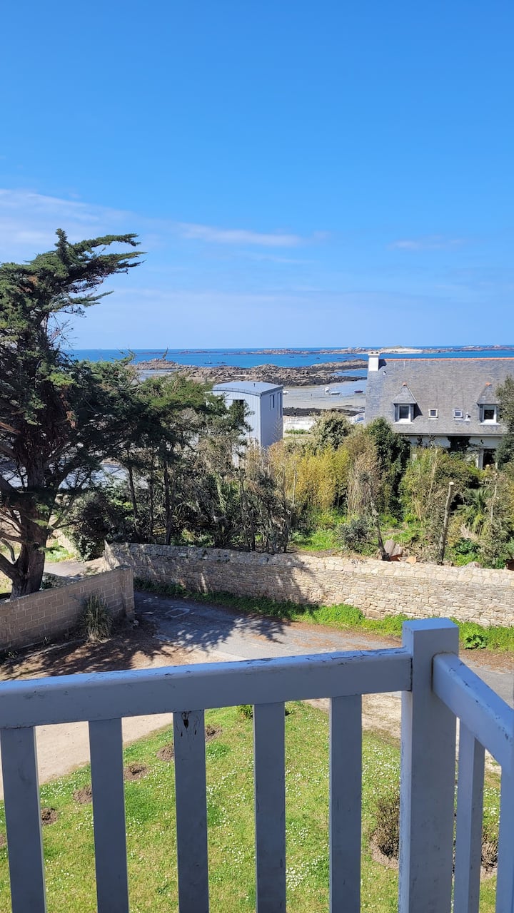 Appartement Vue Mer: 3 Chambres / 6 Personnes - Trebeurden