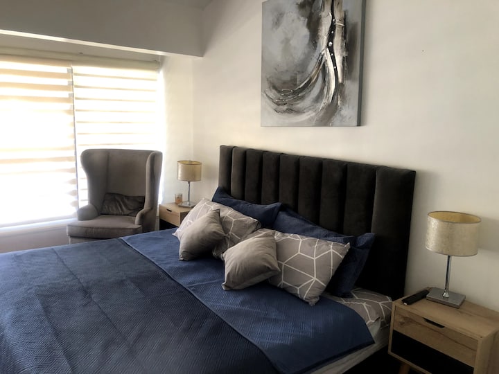Modern House, 3 Beds, 2 Parking, Wifi And Amazon - Quito