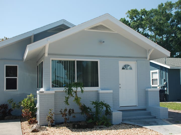 Tampa Stadium / West River Bungalow - Tampa, FL