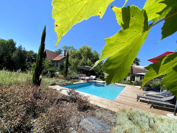 Baccara Lodge : Gîte 4*, Piscine & Parc D’1 H Clos - Morcenx