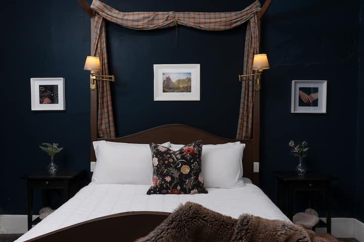 Alice's Cottages - The Outlander Cottage - Launceston